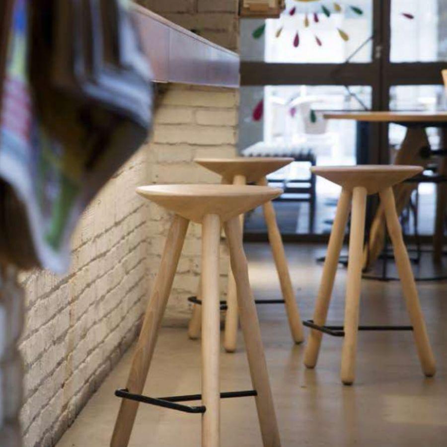 Taburete de madera de haya Luco